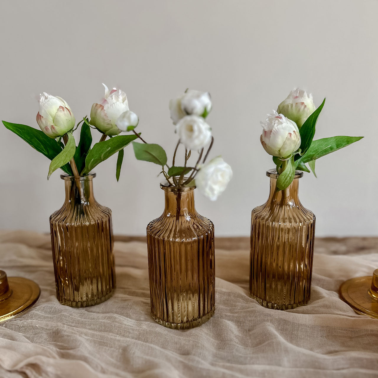Amber Ribbed Glass Vases (Set of 3) – The Wedding of My Dreams