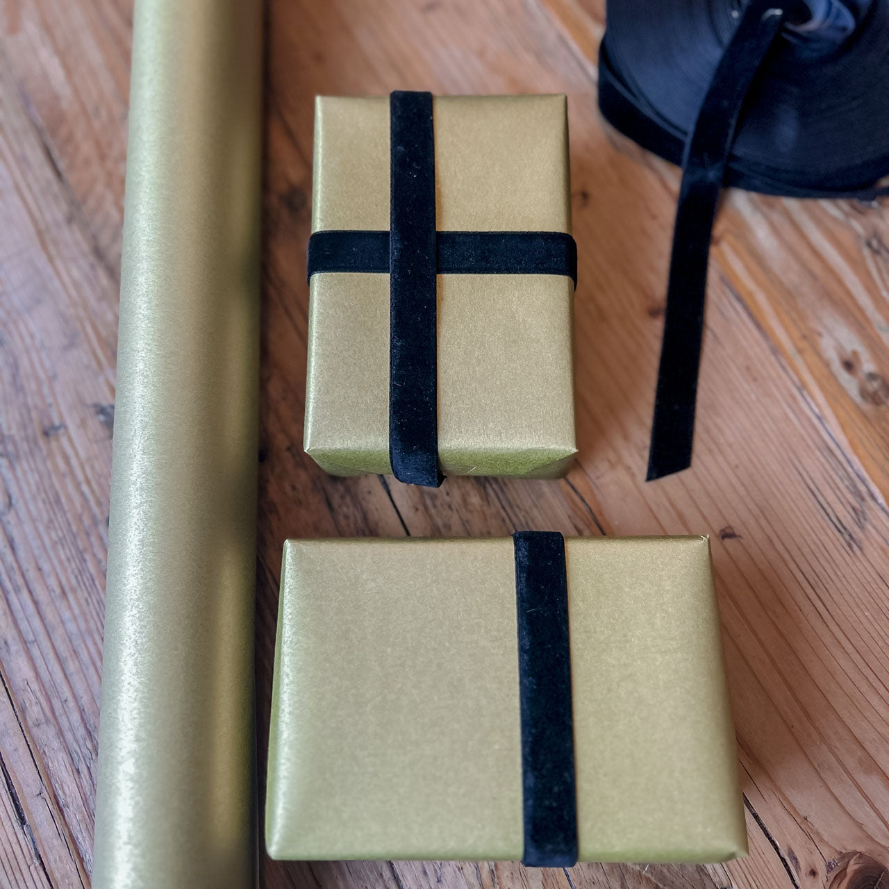 Plain Matte Gold Wrapping Paper Roll - 10m Roll – The Wedding of My Dreams