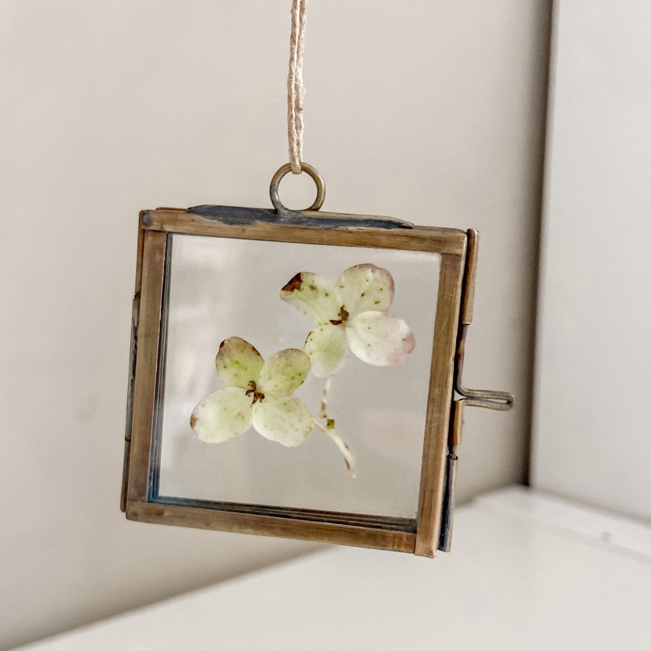 Tiny Distressed Brass Photo Frame 5cm – The Wedding of My Dreams